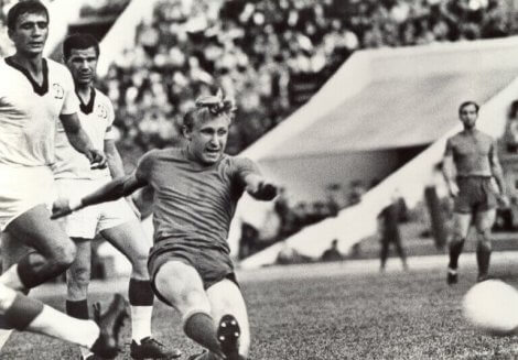 The Best European Soccer Players of the 20th Century - Fit People